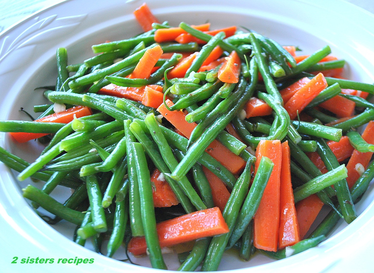 Green Beans and Carrot Salad-Italian Style! - 2 Sisters Recipes by Anna ...